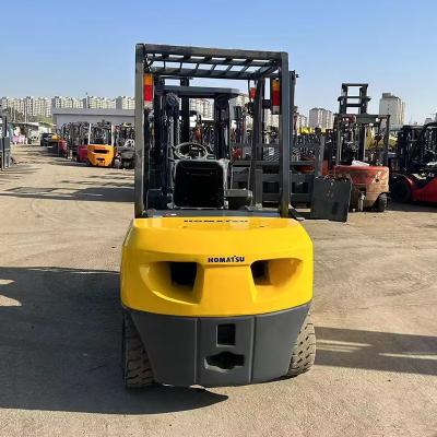 중국 3 톤 디젤 일본 사용 코마쓰 FD30T 포크리프트 4D94E 엔진 유형으로 가장 좋은 옵션 판매용