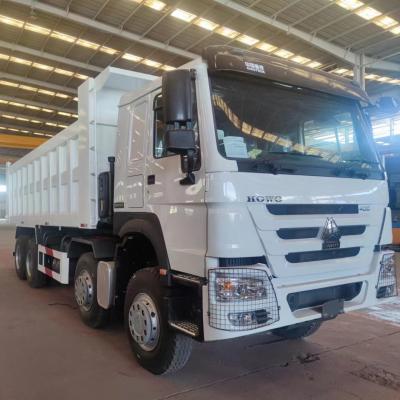 Chine Howo 8x4 LHD Dump Tipper Truck avec couple maximal 500-1000Nm et capacité du moteur 6-8L à vendre