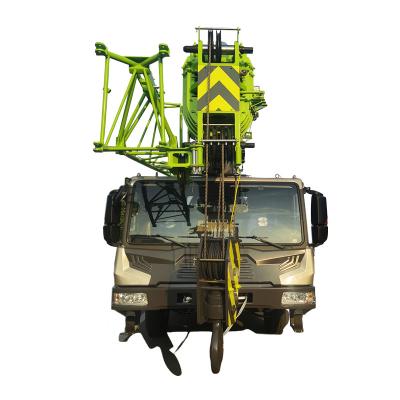 Chine 25 tonnes utilisées Zoomlion ZTC250A562 Grue de camion mobile avec pompe hydraulique et autres à vendre