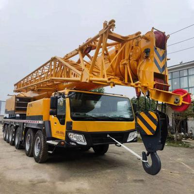 중국 사용 된 QY100 100 톤 망원경 트럭 크레인 58000 kg 무게 2001-4000 작업 시간 판매용