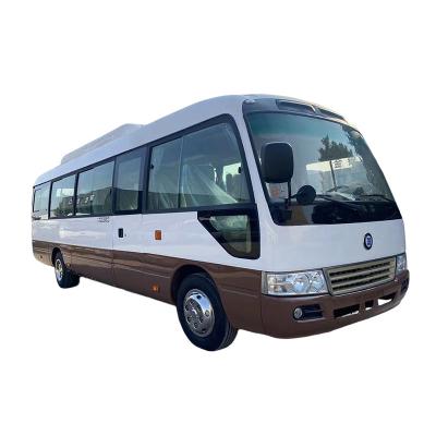 중국 LHD RHD 30 좌석 70L 연료 탱크와 4500-6700ml 배포량 토요 타 코스터 버스 판매용