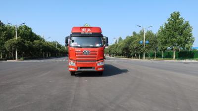 Κίνα CIMC LINYU FAW 8*4 31 Cub Aluminum Alloy Diesel Tanker Truck Petrol Fuel Transport Truck προς πώληση