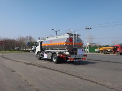 Κίνα 15m3 CIMC LINYU Dongfeng Oil Tanker Truck Aluminum Alloy Liquid Fuel Transport Vehicle προς πώληση