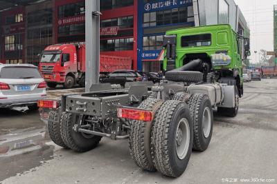 Chine Normal Driver's Seat Sinotruk Howo 371 Hp Euro 2 Manual 6X4 Diesel Engine Truck Head à vendre