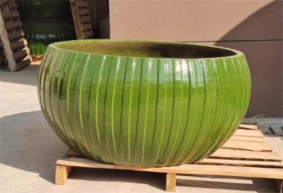 Chine Big Outdoor Ceramic Pots MC 010 S/33 à vendre