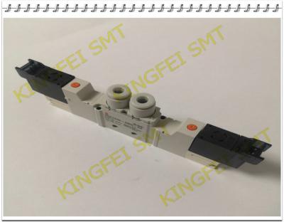 中国 CM402 CM602機械のためのKXF0A3RAA00 SMC弁VQZ1220-5M0-C4 販売のため
