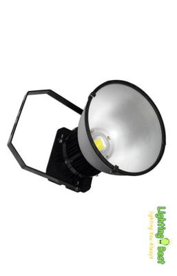 Cina Le alte luci principali all'aperto dell'albero dei lumi 400w del Cree alte resistenti alle intemperie per il tributo dispongono l'illuminazione in vendita
