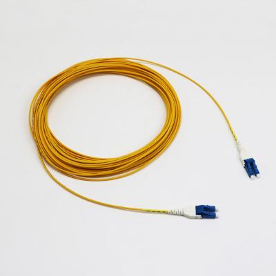 China Kabellengte 1M LC Uniboot Duplex Singlemode G657.A1 BendInsensitive Zip Duplex 2mm LSZH Low Loss 0,15dB Fiber Patch Cord Te koop