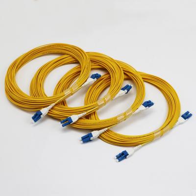 China Kabellengte 1M LC Uniboot Duplex Singlemode G657.A1 BendInsensitive Zip Duplex 2mm LSZH Low Loss 0,15dB Fiber Patch Cord Te koop