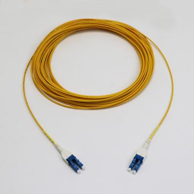China Kabellengte 1M LC Uniboot Duplex Singlemode G657.A1 BendInsensitive Zip Duplex 2mm LSZH Low Loss 0,15dB Fiber Patch Cord Te koop