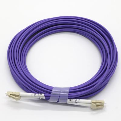 중국 OM4 PVC LSZH 재킷을 닦는 다중 상태 이중 광섬유 접속 코드 LC/UPC 판매용