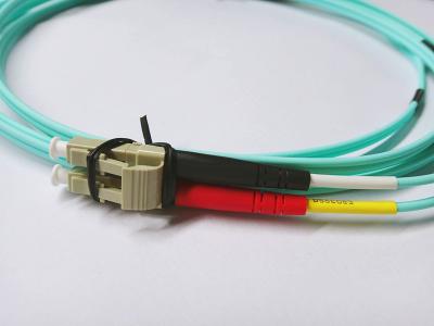 중국 빨간 까만 시동을 가진 OM3/OM4 UPC LSZH 광섬유 접속 코드 판매용