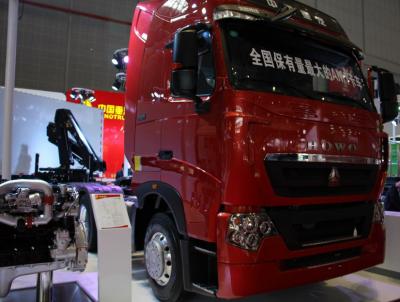 Cina 420 autotreno/motore primo e rimorchio del trattore dell'euro 3 di howo 6x4 di cavalli vapore per il rimorchio delle merci su porto in vendita