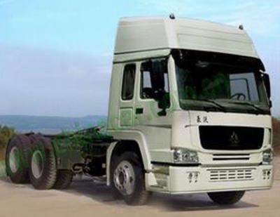 Cina 251 - 450 camion della testa del trattore di howo 6X4 di cavalli vapore con la cabina HW76/HW79 in vendita