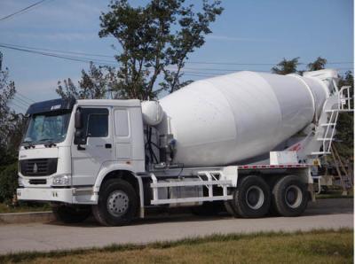 Cina Carro armato di CBM del rimorchio 8 della betoniera, camion del cemento del miscelatore con il serbatoio di combustibile 300L in vendita