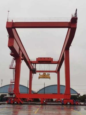 Κίνα Outdoor Rail Mounted Gantry Crane Electric Hoist Container Lifting 40 Ton 50 Ton προς πώληση