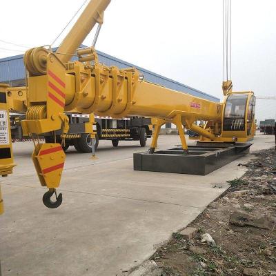 Κίνα Fully Automated Mobile Harbor Crane 20 Meters Lifting Ship Cargo Crane προς πώληση