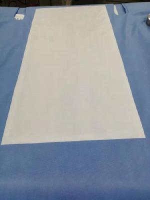 중국 EO Breathable 메마른 처분할 수 있는 작동 가운 무게 35-45 Gsm 높게 판매용