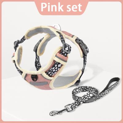 Китай No Pull Design Comfortable And Anti Choking Dog Harness Suitable For Training And Control продается