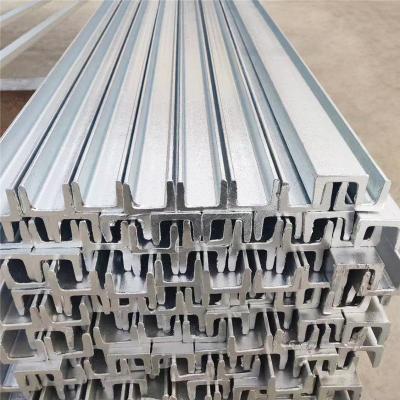Κίνα GB Standard Υψηλή αντοχή C Χάλυβα άνθρακα 1020 C12x20.7 U Χάλυβα τετράγωνο C Διάδρομοι μπάρα Μέγεθος για την κατασκευή προς πώληση