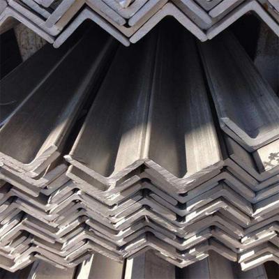 Chine Le roulement à chaud et le polissage de l'acier à angle de 45 degrés d'angle égal de carbone de l'acier de fer facturation par poids théorique à vendre