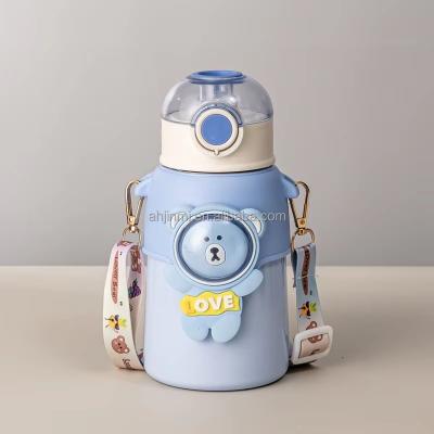 Chine Coupe thermos pour enfants en acier inoxydable à double paroi rose/bleu/cyan/violet avec couvercle en paille à vendre