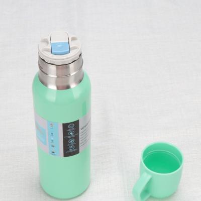 Chine Ensemble cadeau de tasse d'eau à vide en acier inoxydable à trois couvercles à vendre