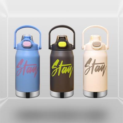 Chine Super nouveau style enfants mignons dessins animés bouteilles sous vide enfants bouteille isolée bouteille d'eau thermique avec paille à vendre