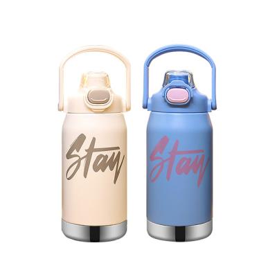 Chine Super nouveau style enfants mignons dessins animés bouteilles sous vide enfants bouteille isolée bouteille d'eau thermique avec paille à vendre