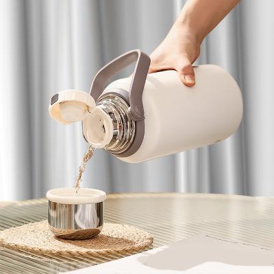 Chine Coupe de café isolée à double paroi réutilisable Bouteilles sous vide en acier inoxydable Ensemble de thermos à vendre