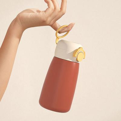 Chine 380 ml de bouteille thermique en acier inoxydable pour femme Portable Vacuum Cup pour le cadeau de la Saint Valentin 2023 à vendre