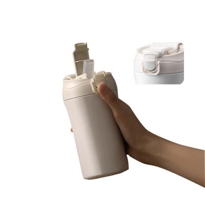 Chine 2023 Voyage en plein air Essentiel thermos à vide en acier inoxydable à double couche avec poignée à vendre