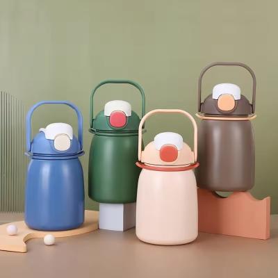 중국 방열 스테인레스 스틸 물병 800ml 용량 플립 톱 뚜?? BPA 없는 짚과 함께 판매용