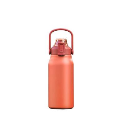 Chine Profitez d'une tasse de thé n'importe où Bouteille thermique à eau chaude à double paroi pour le camping et plus à vendre