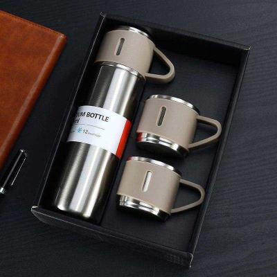 Chine Exemple Fournir une bouteille de vide en acier inoxydable Thermos Mug Set cadeau pour les entreprises à vendre