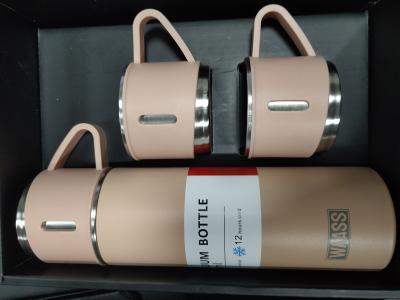Chine Set de bouteille à vide 500 ml cadeau d'affaires tasse de voyage tasse à double paroi bouteille en acier inoxydable à vendre