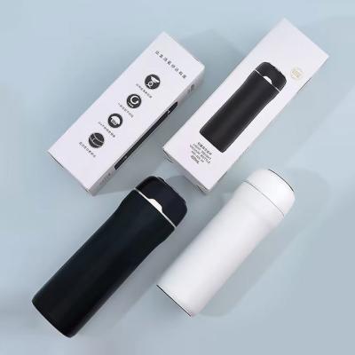 Chine Offres d'affaires Sport Luxe Sublimation Vacuum isolé à double paroi Gym Bouteille d'eau Métal 304 en acier inoxydable à vendre