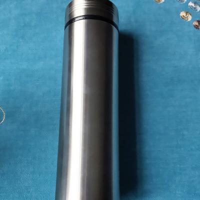 Chine Bouteille à vide à commande tactile intelligente pour bouteille d'eau de sublimation en acier inoxydable à vendre