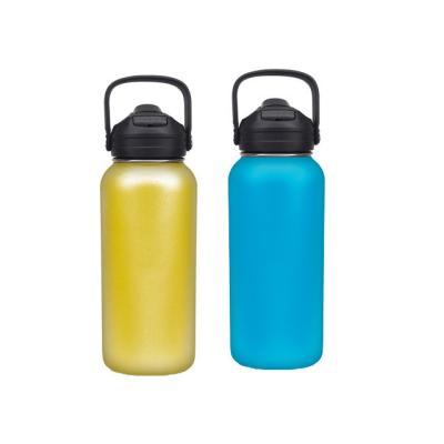 Chine Logo personnalisé Bouteille d'eau en acier inoxydable à double couche sous vide pour une tasse de balle extérieure portable 32 oz à vendre