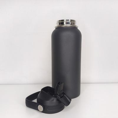 Chine Logo personnalisé Bouteille d'eau en acier inoxydable à double couche sous vide pour une tasse de balle extérieure portable 32 oz à vendre