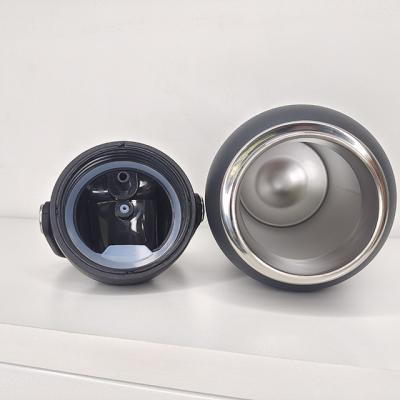 Chine Logo personnalisé Bouteille d'eau en acier inoxydable à double couche sous vide pour une tasse de balle extérieure portable 32 oz à vendre