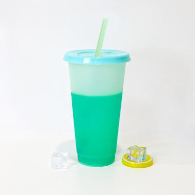 Κίνα Αδιαβρωτικά 16oz 24oz BPA ελεύθερα πλαστικά φλιτζάνια καφέ φιάλες κρύου νερού με κάλυμμα και άχυρο προς πώληση