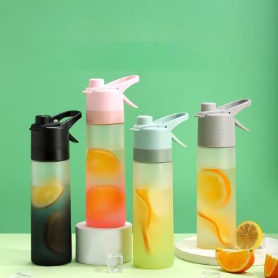 중국 야외 스포츠 및 하이킹을 위한 지속 가능한 650ml 사용자 지정 로고 컬러풀 플라스틱 컵 판매용