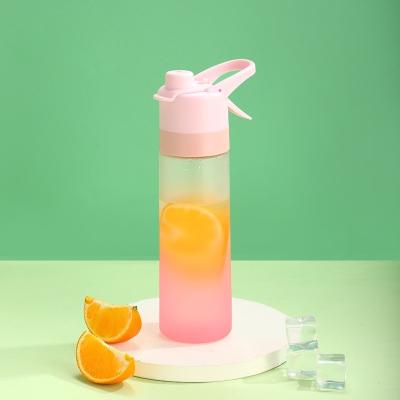 중국 야외 스포츠 및 하이킹을 위한 지속 가능한 650ml 사용자 지정 로고 컬러풀 플라스틱 컵 판매용