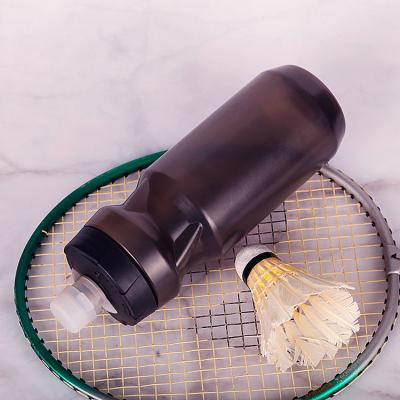 Κίνα Εξοπλισμένο PE πλαστικό 700ml πλαστικό μπουκάλι νερού αθλητισμού με κάλυψη σκόνης για ποδήλατο προς πώληση
