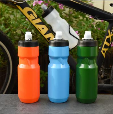 Κίνα Εξοπλισμένο PE πλαστικό 700ml πλαστικό μπουκάλι νερού αθλητισμού με κάλυψη σκόνης για ποδήλατο προς πώληση