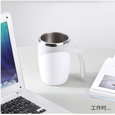 Chine Coupe de shaker de gym en acier inoxydable tasse électrique avec couvercle chauffe-eau 380 ml design classique à vendre