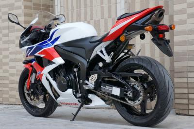 Chine Scooteurs de Yamaha réfrigérés par un liquide, moto 600cc électrique en ligne à quatre cylindres à vendre