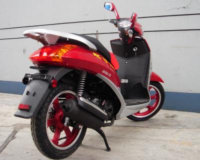 Chine 16 l'air forcé adulte de Cvt de frein de Brum d'arrière du scooter 150cc de gaz de pneu de pouce a refroidi le moteur à vendre