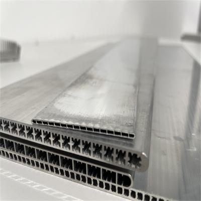 Κίνα Microchannel επίπεδος σωλήνας εξώθησης αργιλίου για τη EV που θερμαίνει την ψύξη προς πώληση